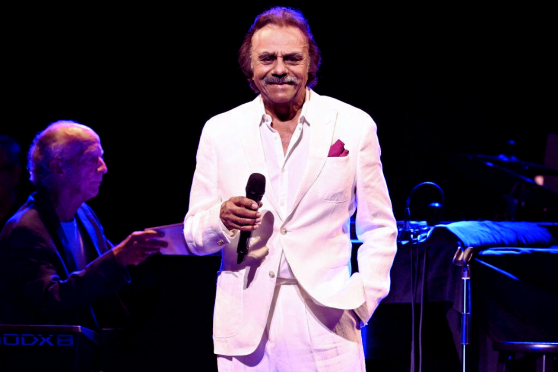 Johnny Mathis Final Tour Dates Confirmed Before Retirement - Designertale