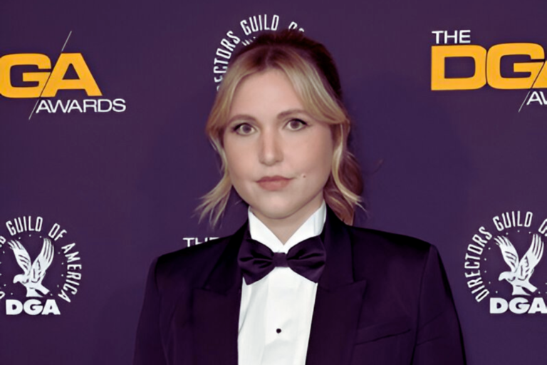 Taylor Tomlinson Talks About Comedy Tour And After Midnight Exit ...