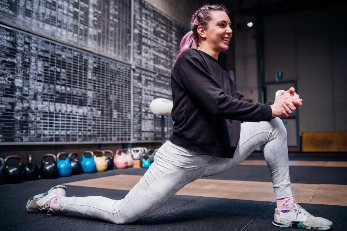 This 5-Move Hip Mobility Routine Eased My Tight Hips in Just One Week — No Stretching Required ...