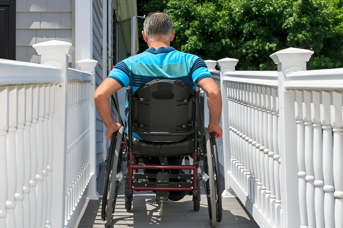 Social Security Sends Out $1,581 SSDI Checks Today — Do You Qualify for ...